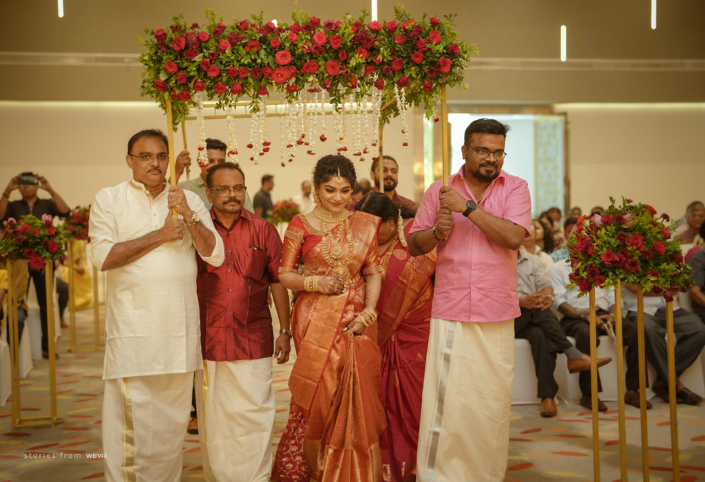 Kerala Traditional Hindu Wedding Pics - Weva Photography